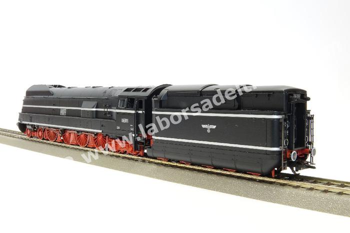 Marklin - 39662 Locomotiva a vapore DRG Br 06 001 carenata, livrea nera ...