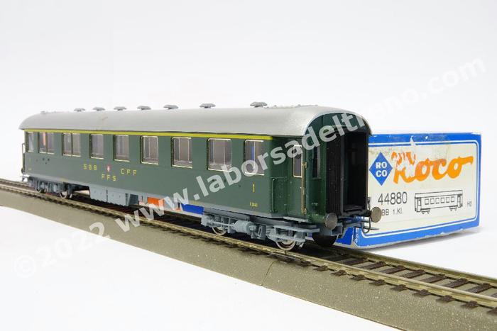 Roco - 44880 Carrozza passeggeri a carrelli SBB, tipo RIC Sthalwagen ...